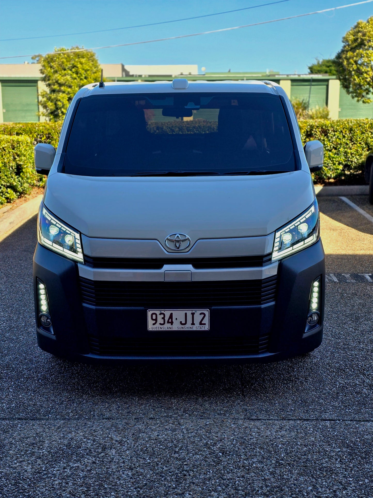 Toyota Hiace 2019-2022 FULL LED Dual projectors HEADLIGHTS